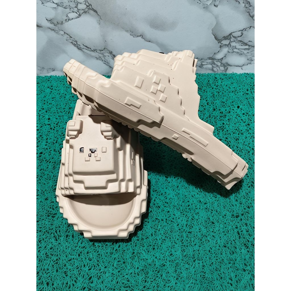 Jual sendal anak wanita - pria /slip on Roblox , Minecraft OB gras ...