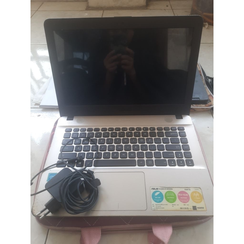 Jual Laptop Asus X441s second l Baca Deskripsi | Shopee Indonesia