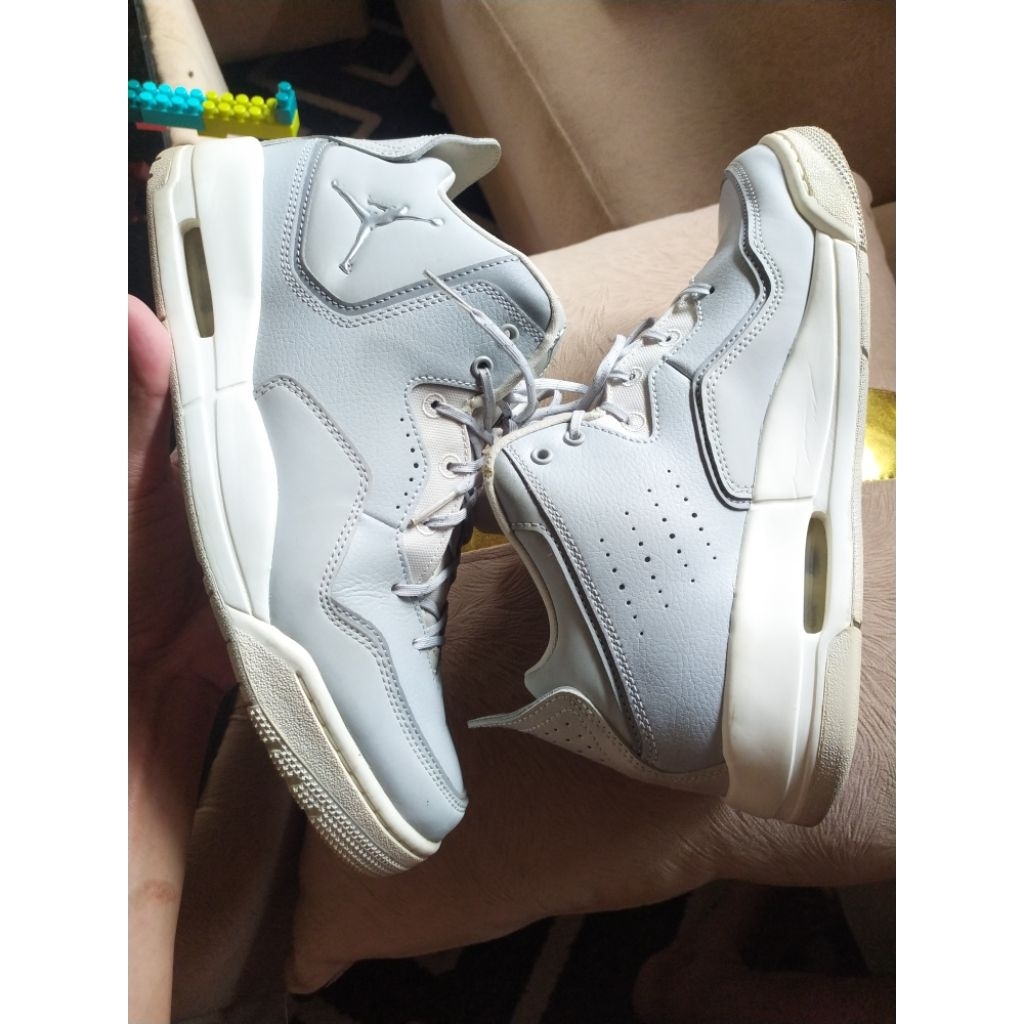 Jual sepatu basket air jordan courtside 23 original like new | Shopee ...