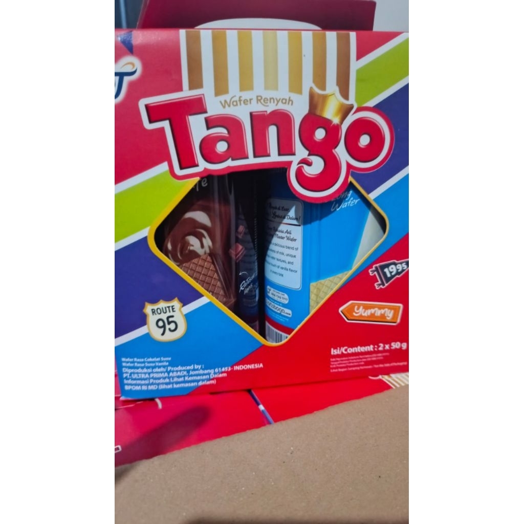 Jual Tango wafer hampers lebaran kartonan isi 12 x (2*50gr) | Shopee ...