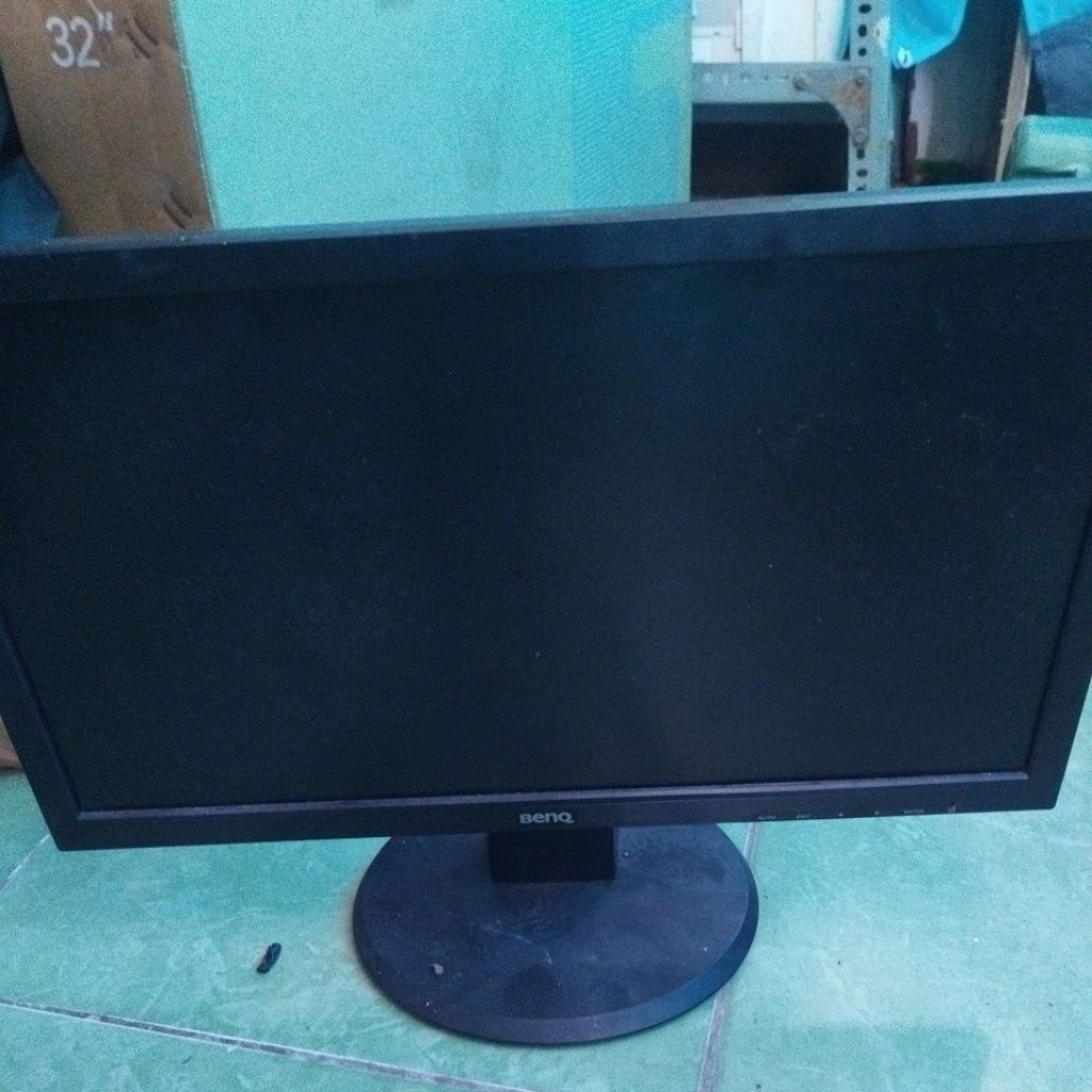 Jual LED Monitor BenQ DL2020 Layar 20 Inchi Minus, power on TDK ada ...
