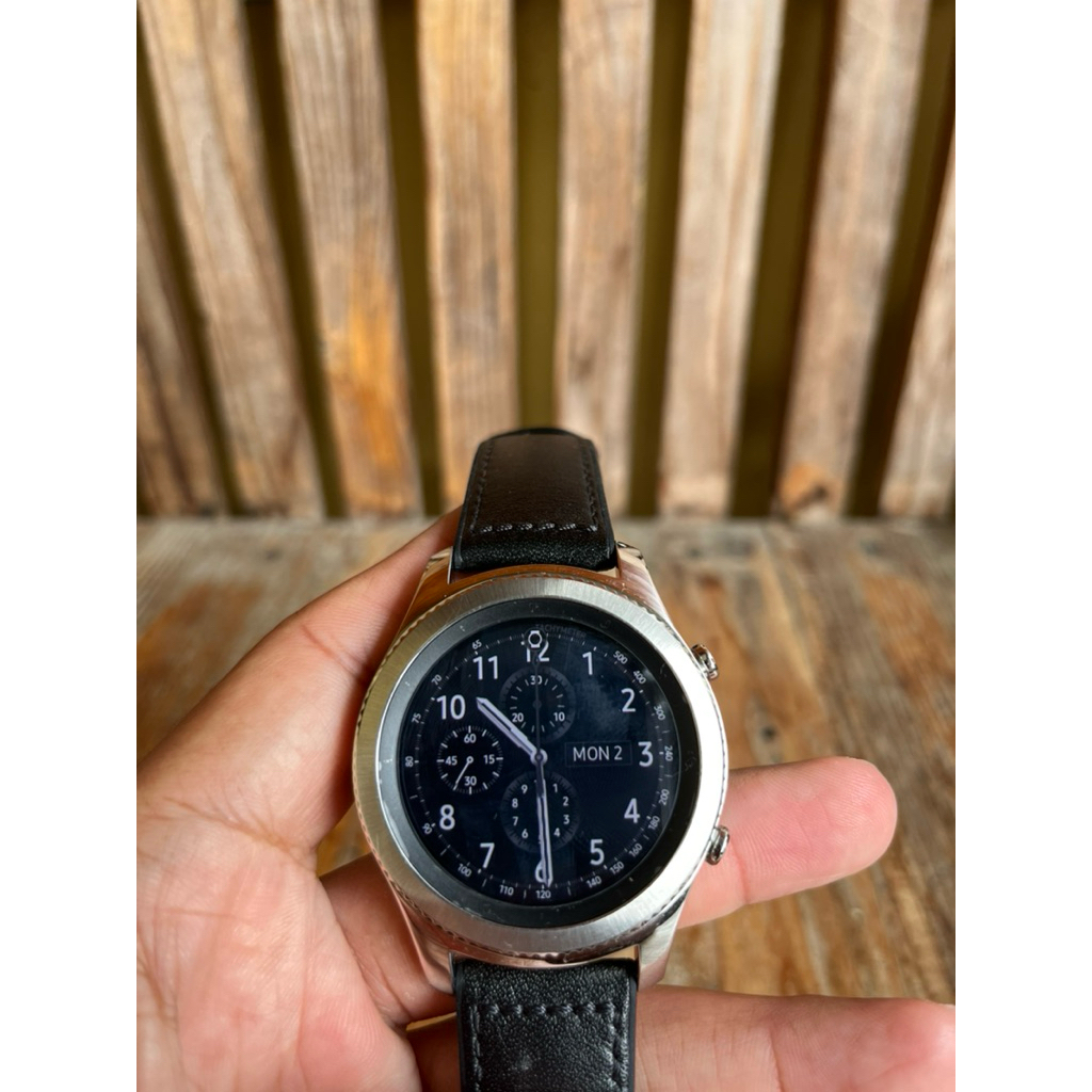 Jual Samsung Smartwatch kondisi normal mulus 90-95% | Shopee Indonesia