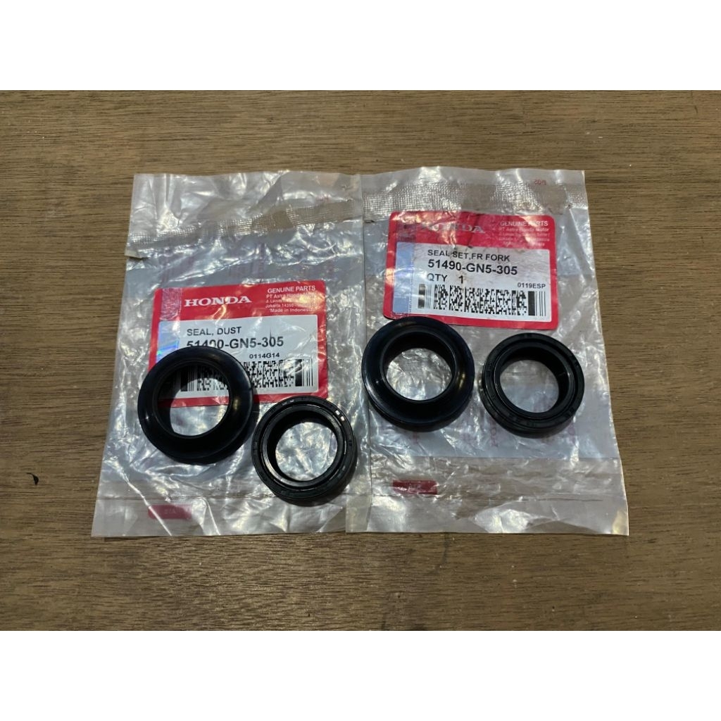 Jual 514950 GN5 305 oli sil seal shock skok depan astrea grand legenda ...