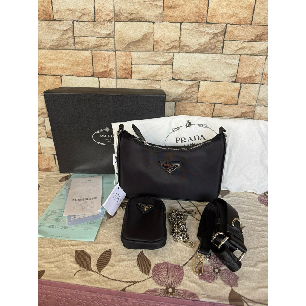 Jual PRADA MILANO NYLON SLING | Shopee Indonesia