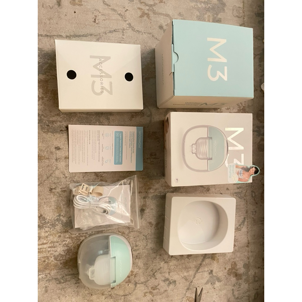 Jual Mooimom Hands Free Electric Breast Pump M3 - Pompa ASI Elektrik ...