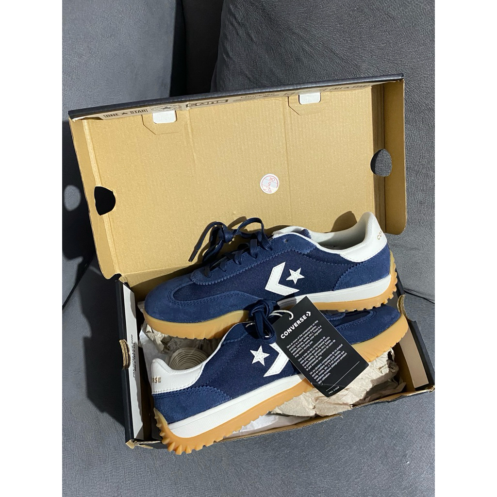 Jual Converse run star trainer (baca desk!!) | Shopee Indonesia