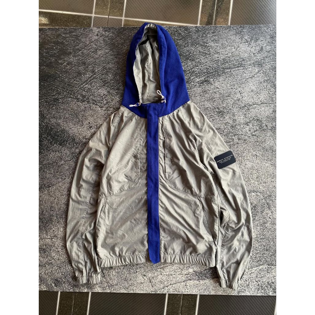 Jual Jacket Windrunning Armani Exchange patch Authentic | Shopee Indonesia