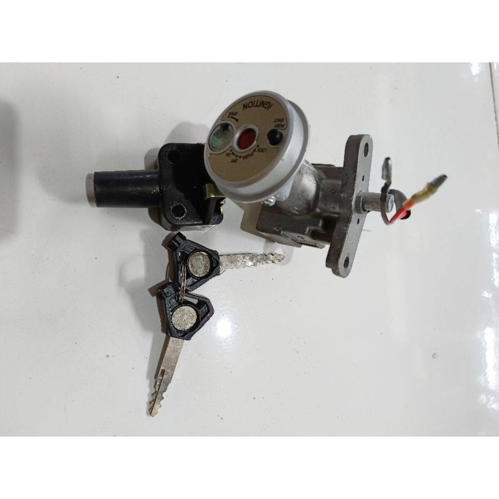 Jual Kunci kontrak set plus jok yamaha force injeksi /vega force ...