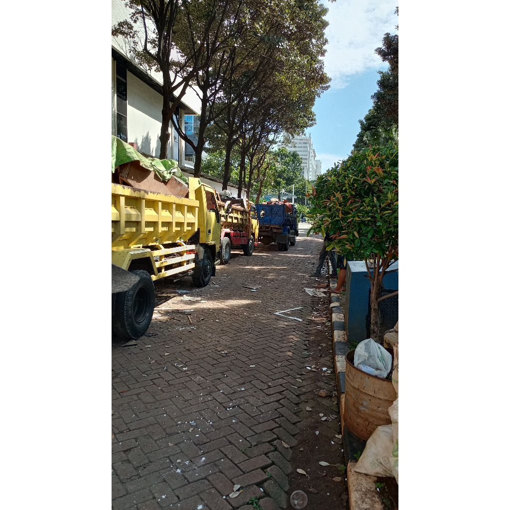 Jual truk puing sampah proyek | Shopee Indonesia