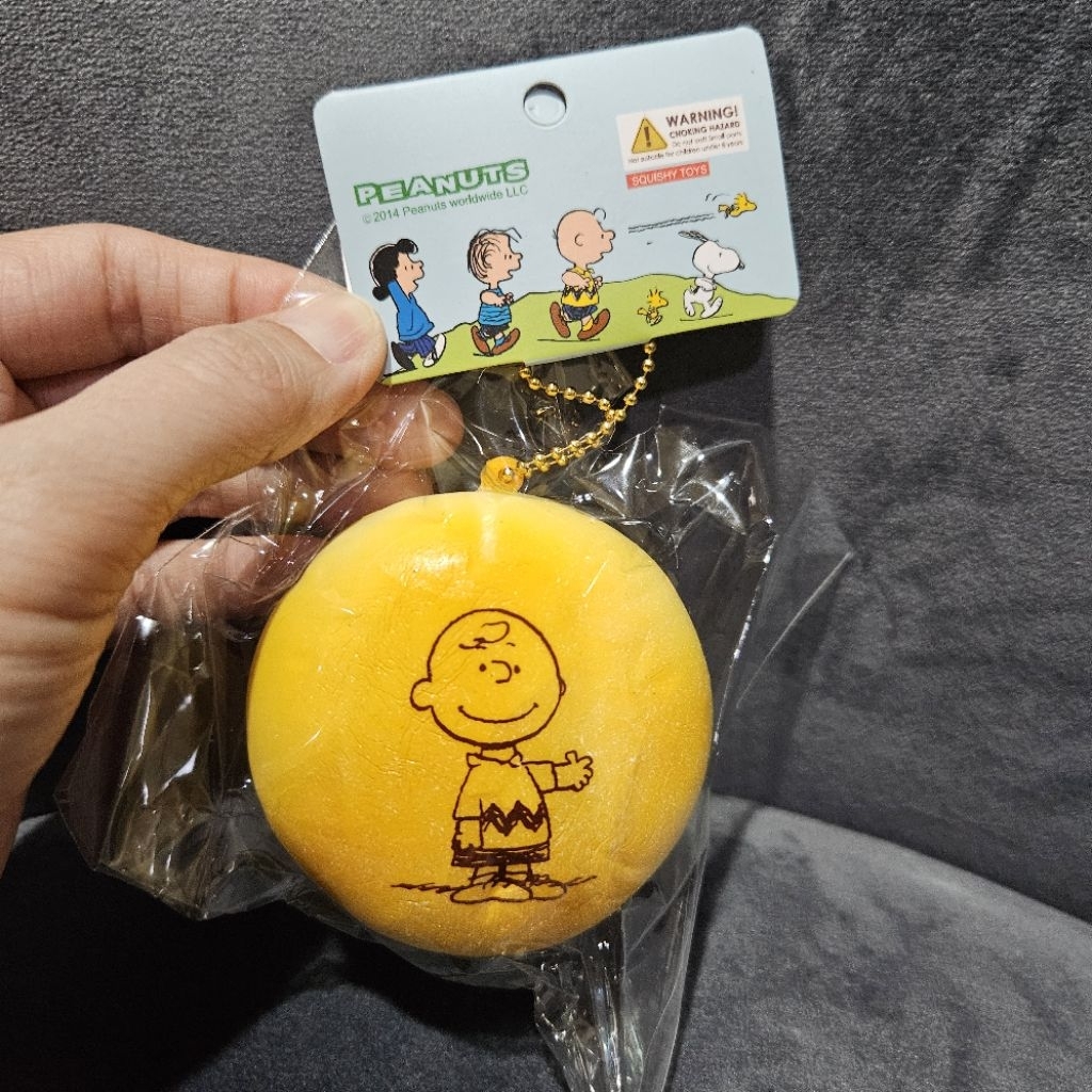 Jual Snoopy Peanuts -Charlie Brown Squishy Sugar Bun charm ada wangi ...