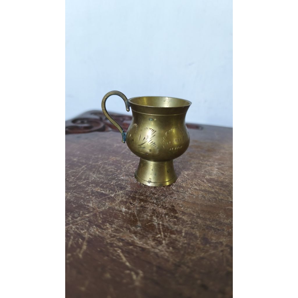 Jual Gelas Sloki Kuningan Tua Jadul Lawas | Shopee Indonesia