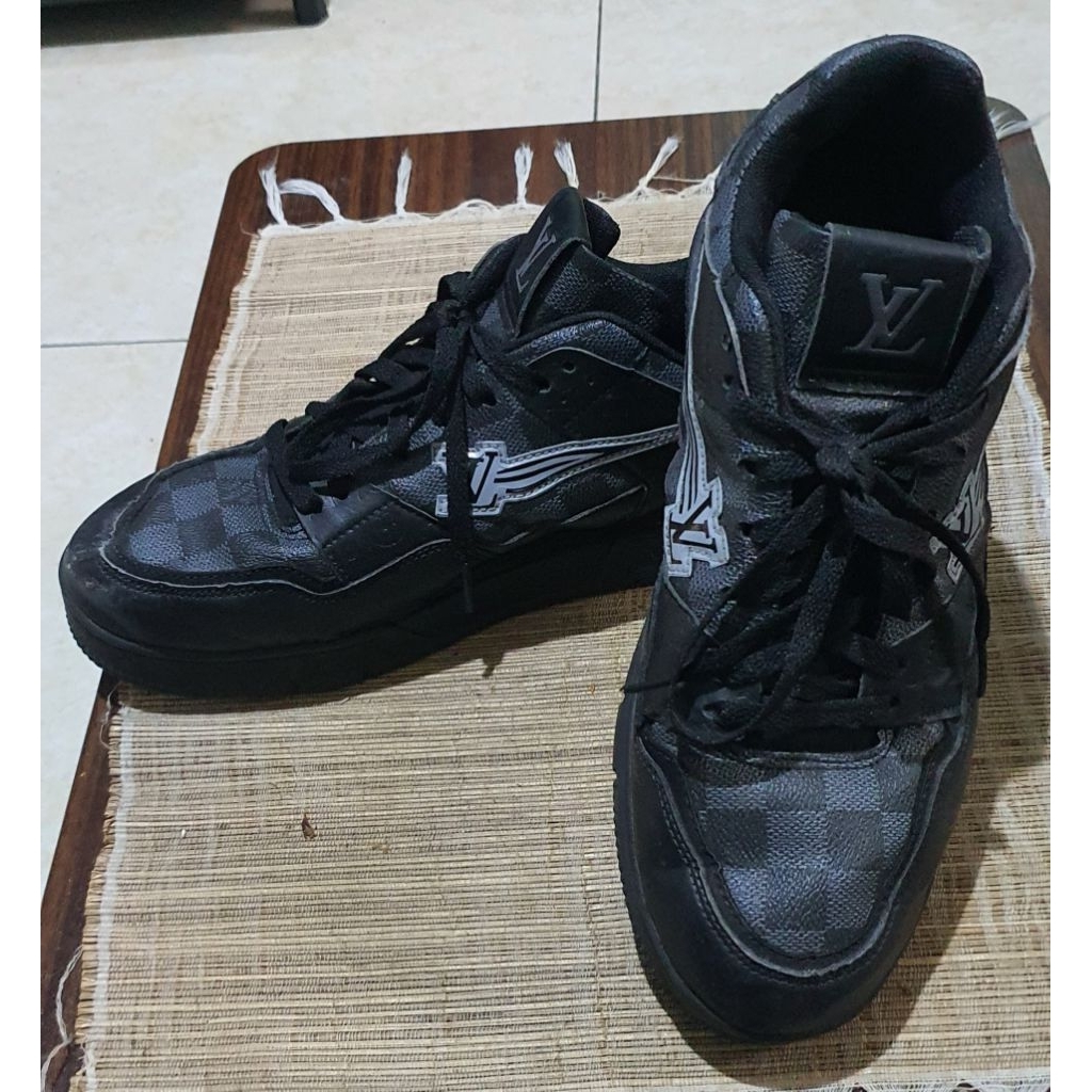 Jual Sepatu LV black Vietnam 42 | Shopee Indonesia
