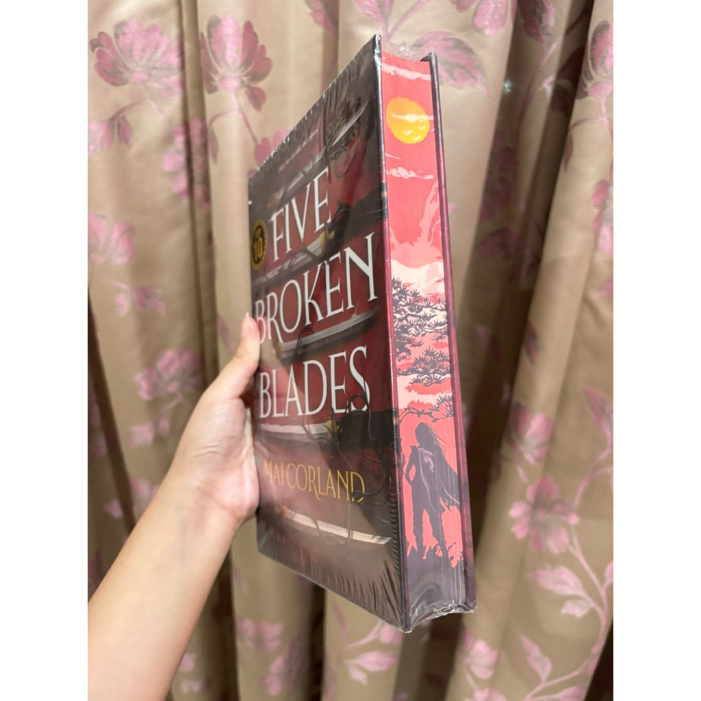 Jual Five Broken Blades (The Broken Blades, #1) - Mai Corland ...