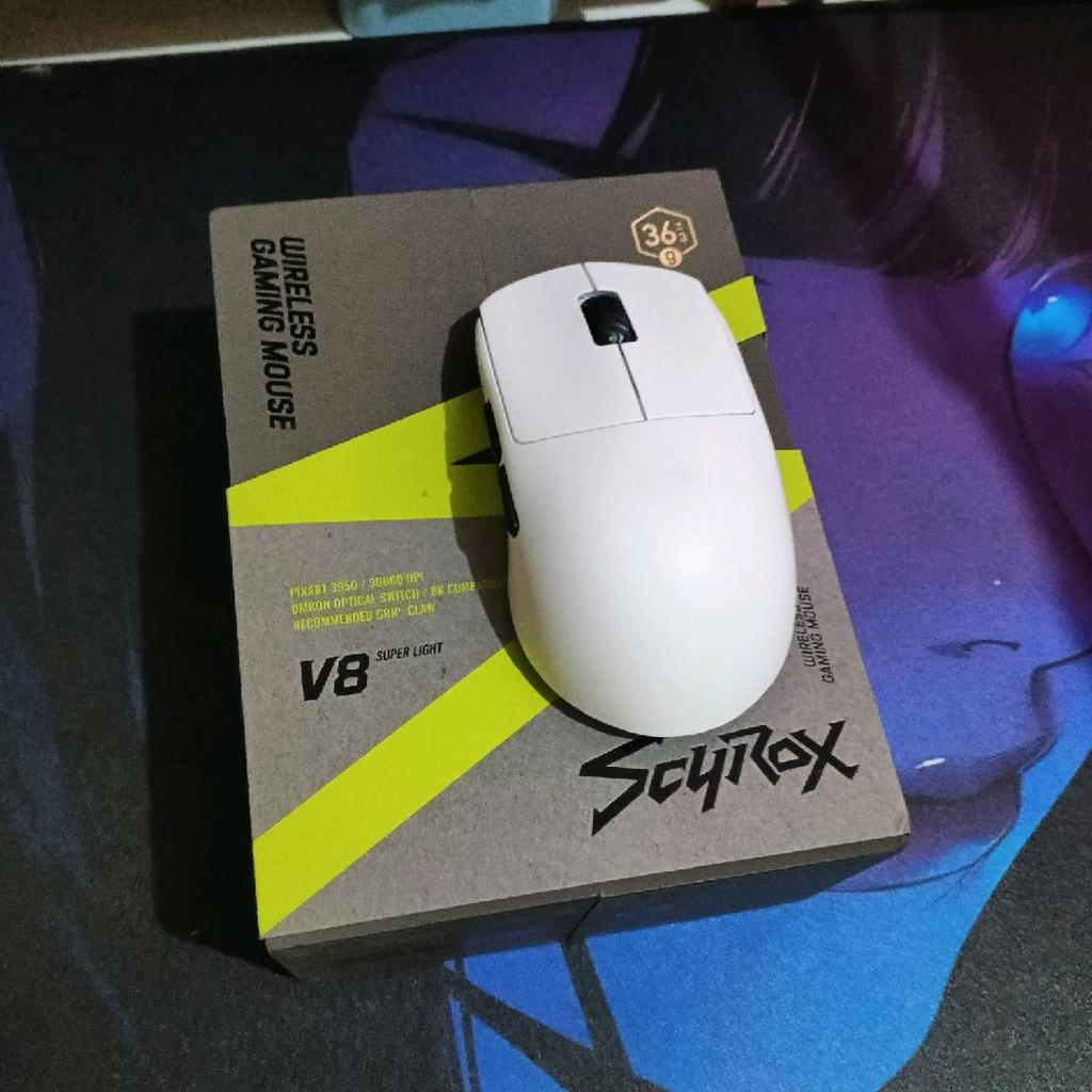 Jual Scyrox V8 White 8K PAW 3950 - WIRELESS alt viper v3 pro logitech ...