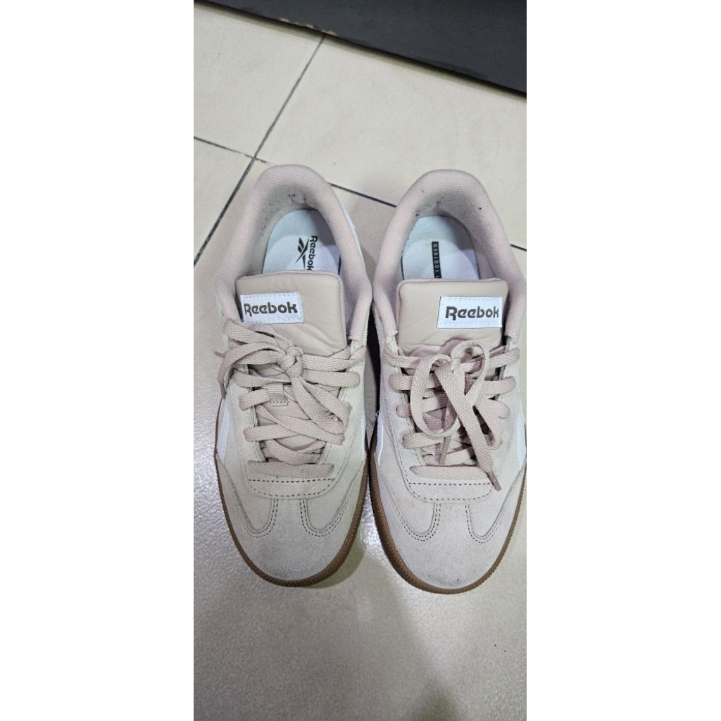 Jual Reebok smash edge women classic shoes uk 39 insole 25 cm | Shopee ...