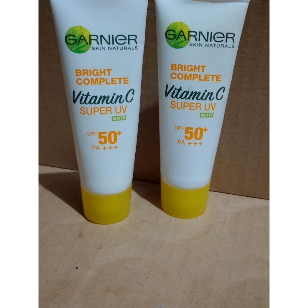 Jual Garnier sunscreen super UV SPF++50PA++++++MATTE 15ML | Shopee ...