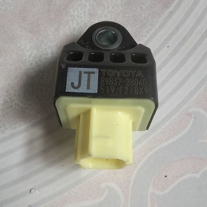 Jual Sensor Bentur Crash Impact Toyota Alphard Vellfire 89837-28040 JT ...