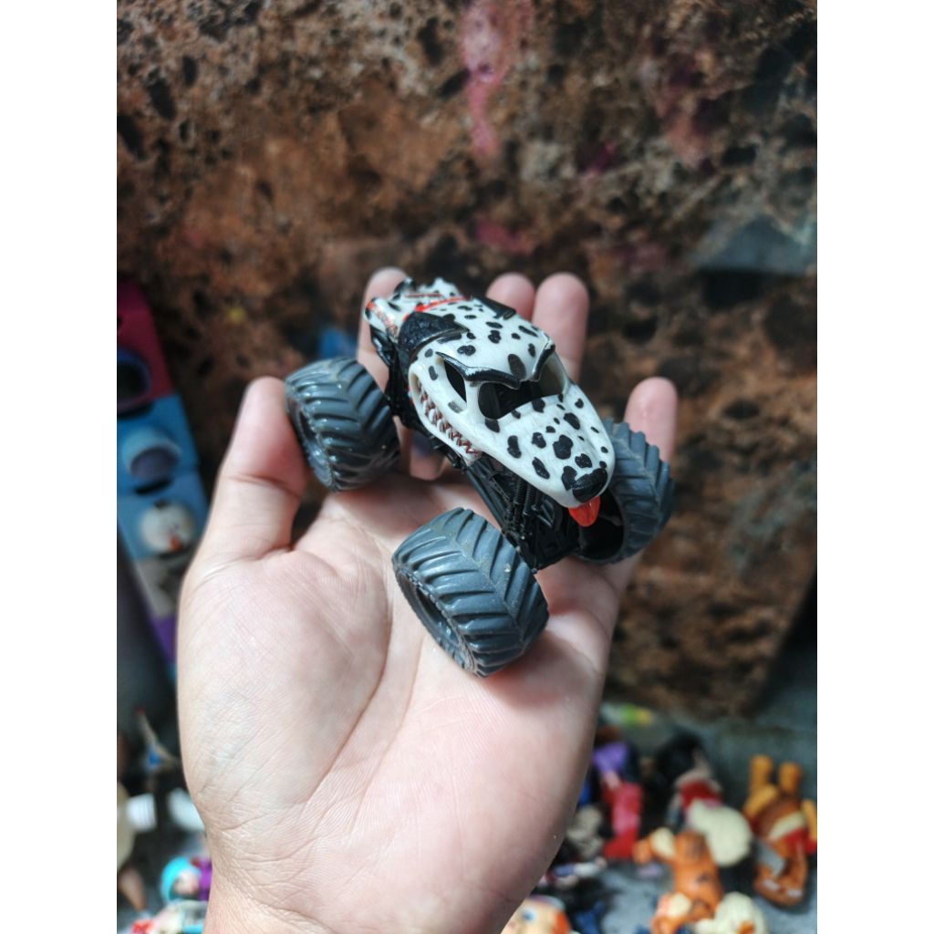 Jual mobil monster jam mutt by sml | Shopee Indonesia