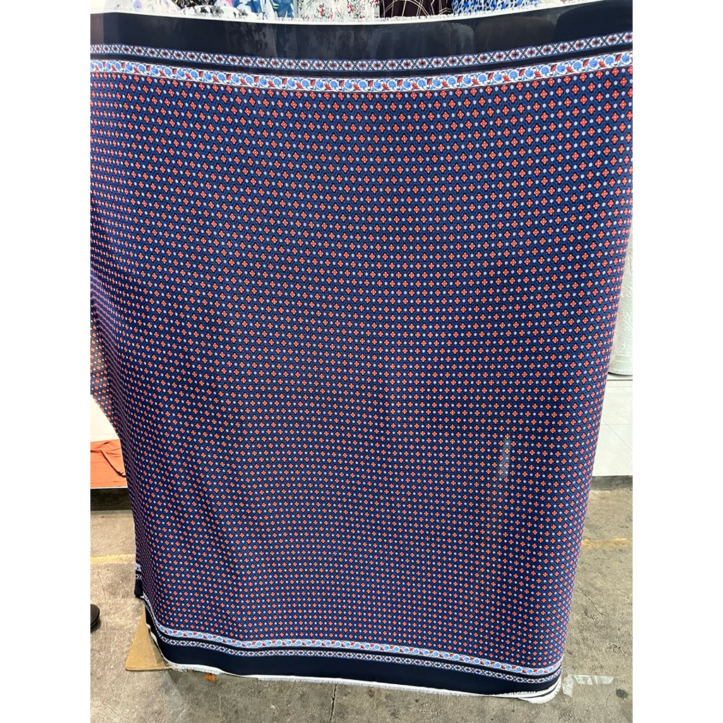Jual kain Crepe zara motif | barang garment bagus (harga per setengah ...