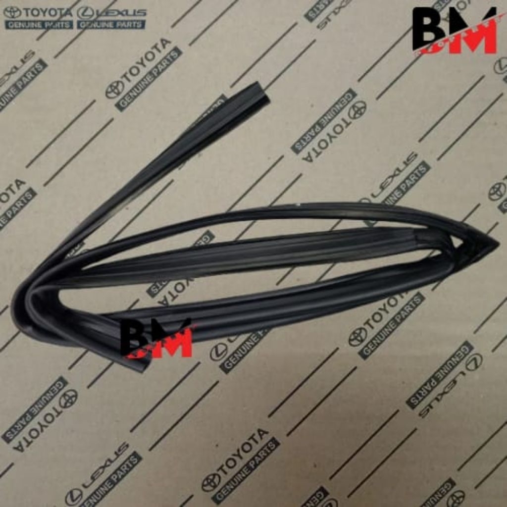Jual Karet Channel Kaca Pintu Belakang Kanan Soluna 68142-0A020 ...