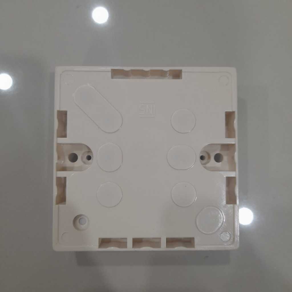 Jual Broco Imbodus/Outbow Doos AC 2100 Warna Cream SNI | Shopee Indonesia