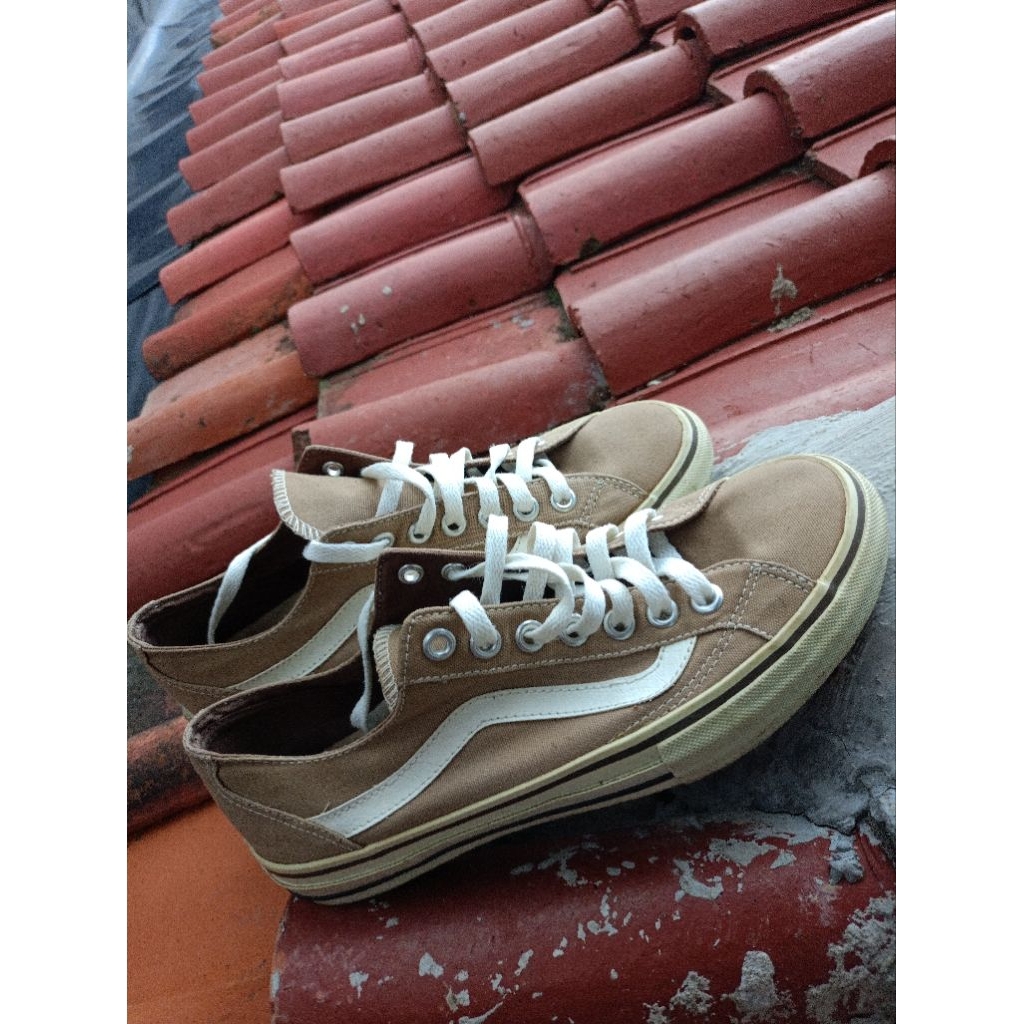 Jual Sepatu by Vans Old School 90s | Shopee Indonesia