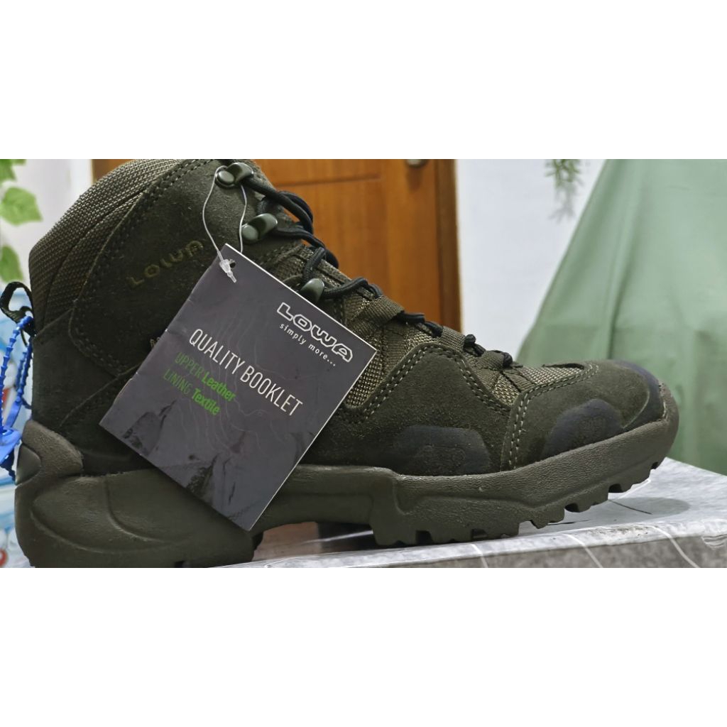 Jual sepatu taktikal Lowa size 39 | Shopee Indonesia