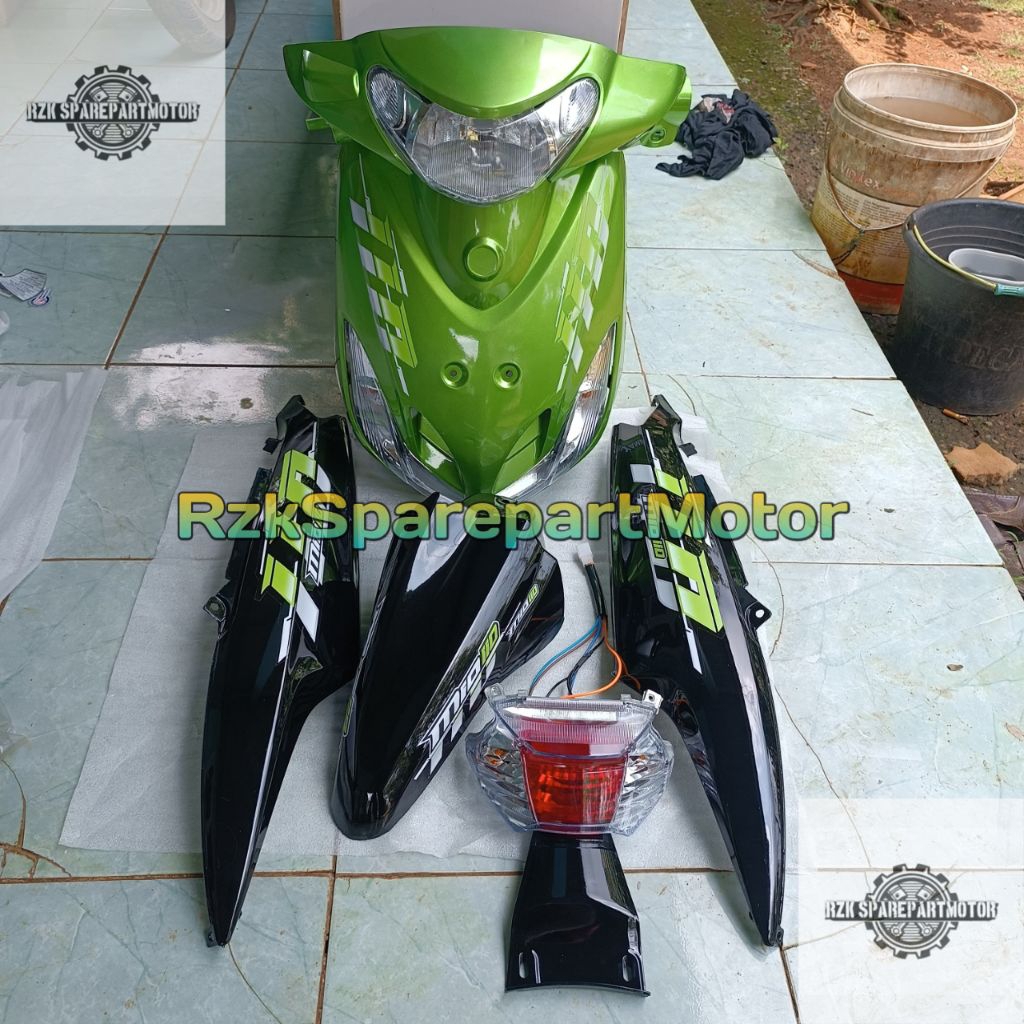Jual Full Body Halus Yamaha Mio Smile Hijau Mix Hitam Plus Striping 110 ...