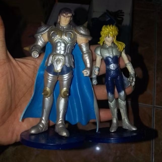 Jual Set of 2 Saint Saiya Taurus Aldebaran dan Cygnus Hyoga Action ...