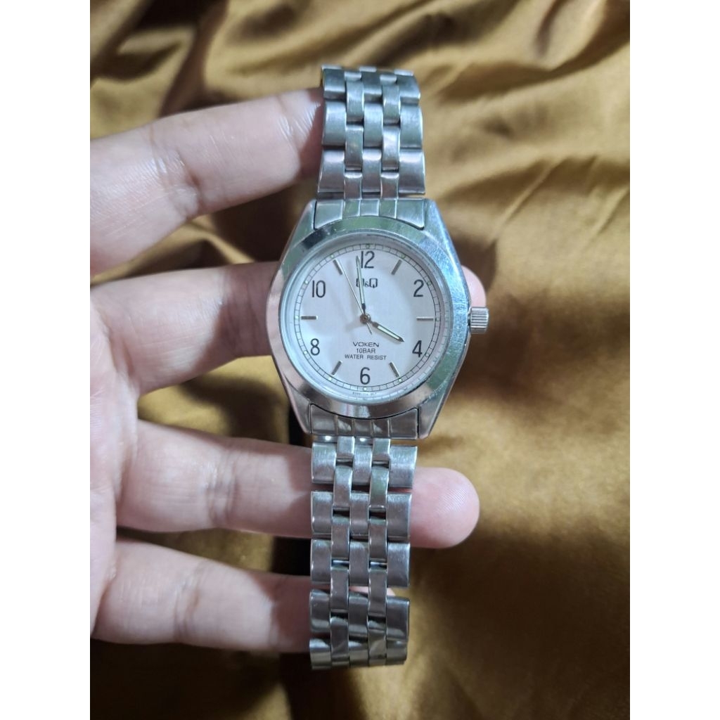 Jual Jam Tangan QnQ Quartz Vintage || Jam Fangan Vintage || Jam Vintage ...