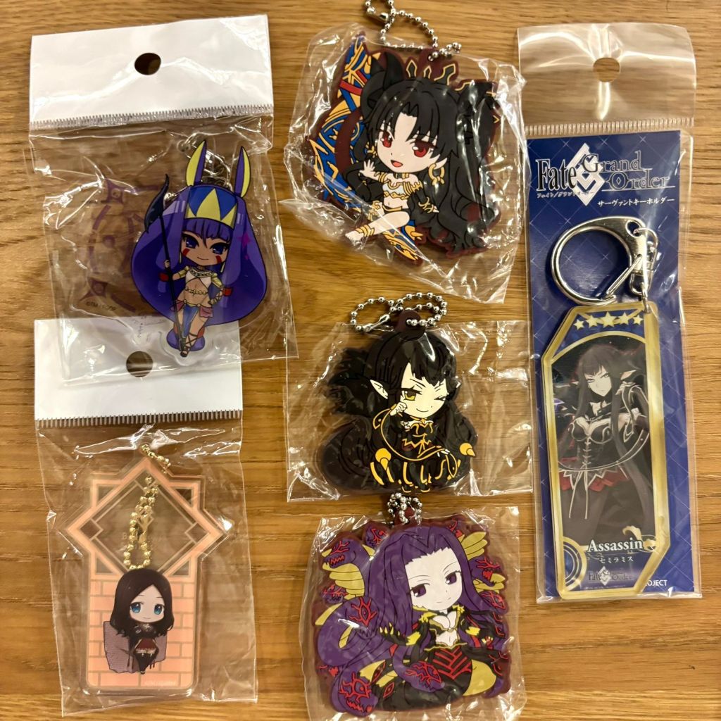 Jual FGO Fate Grand Order Keychain Standee Semiramis, Ishtar, Medusa ...