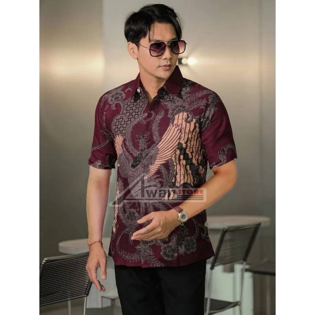 Jual Kemeja Batik Pria Burgundy Lengan Pendek Trend Burgundy Terbaru ...