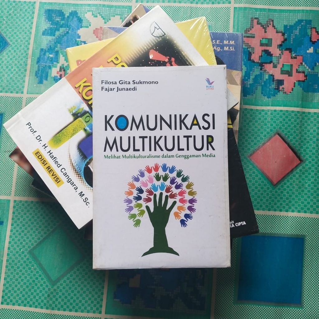 Jual Buku Komunikasi, ILMU KOMUNIKASI Teori dan Praktek, KOMUNIKASI & PUBLIC RELATION, TEORI ...