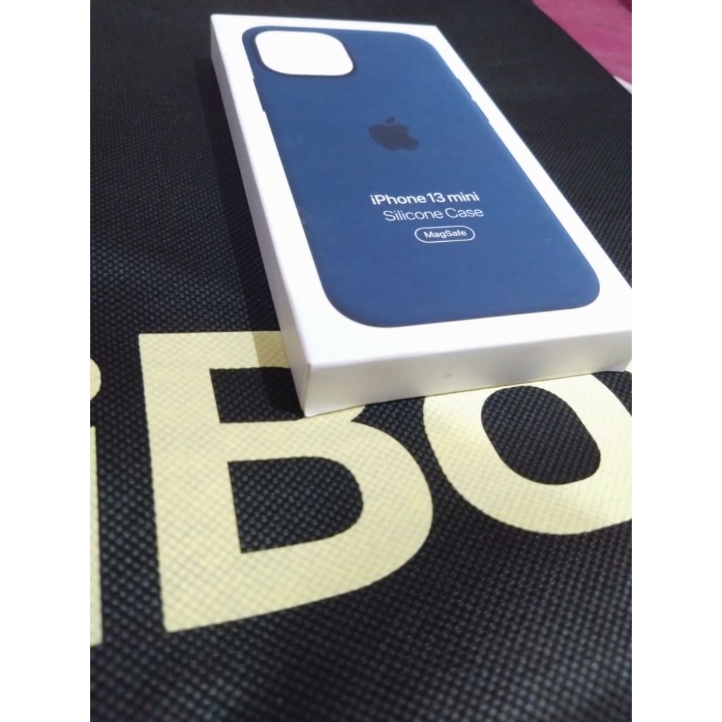 Jual iPhone 13 Mini Silicon Case MagSafe Apple Original iBox Biru (Blue ...