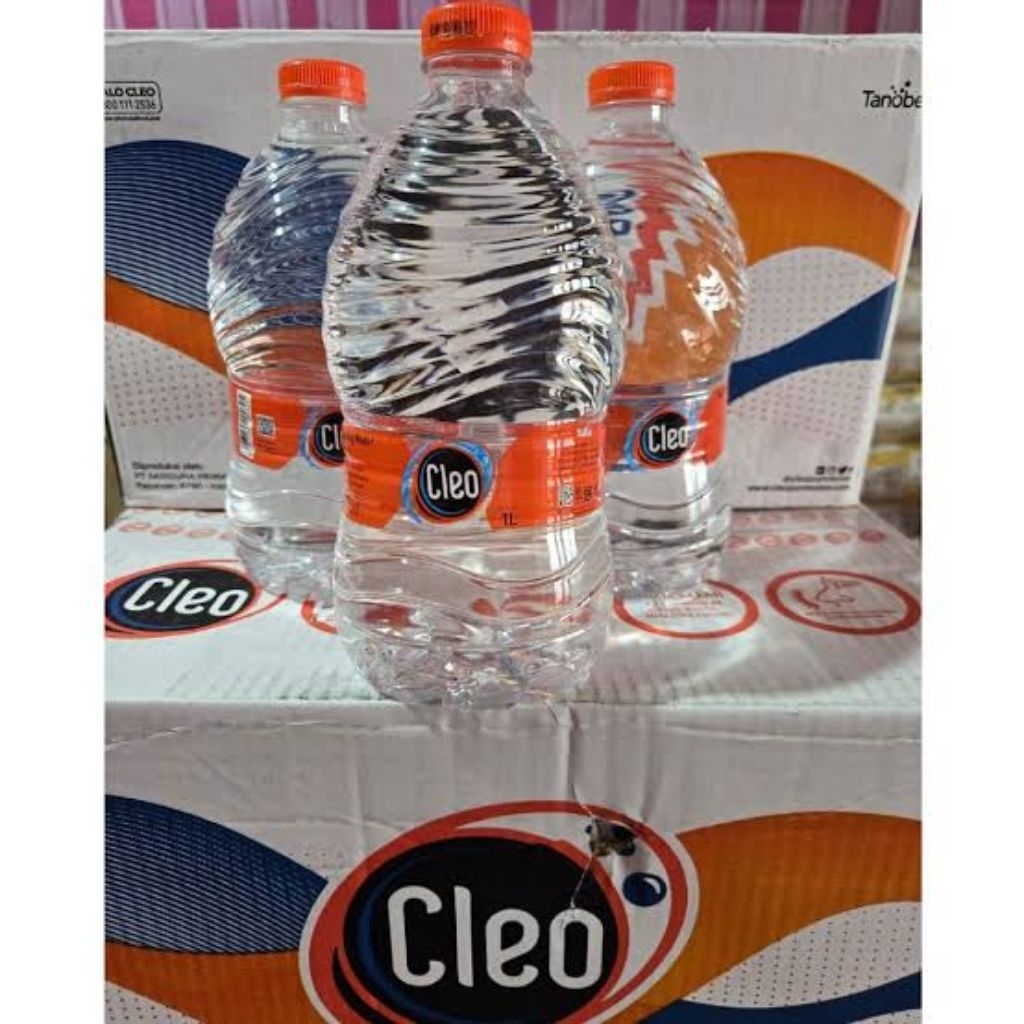 Jual Cleo Air Putih Murni 1 Liter 1 dus isi 12 Botol | Shopee Indonesia