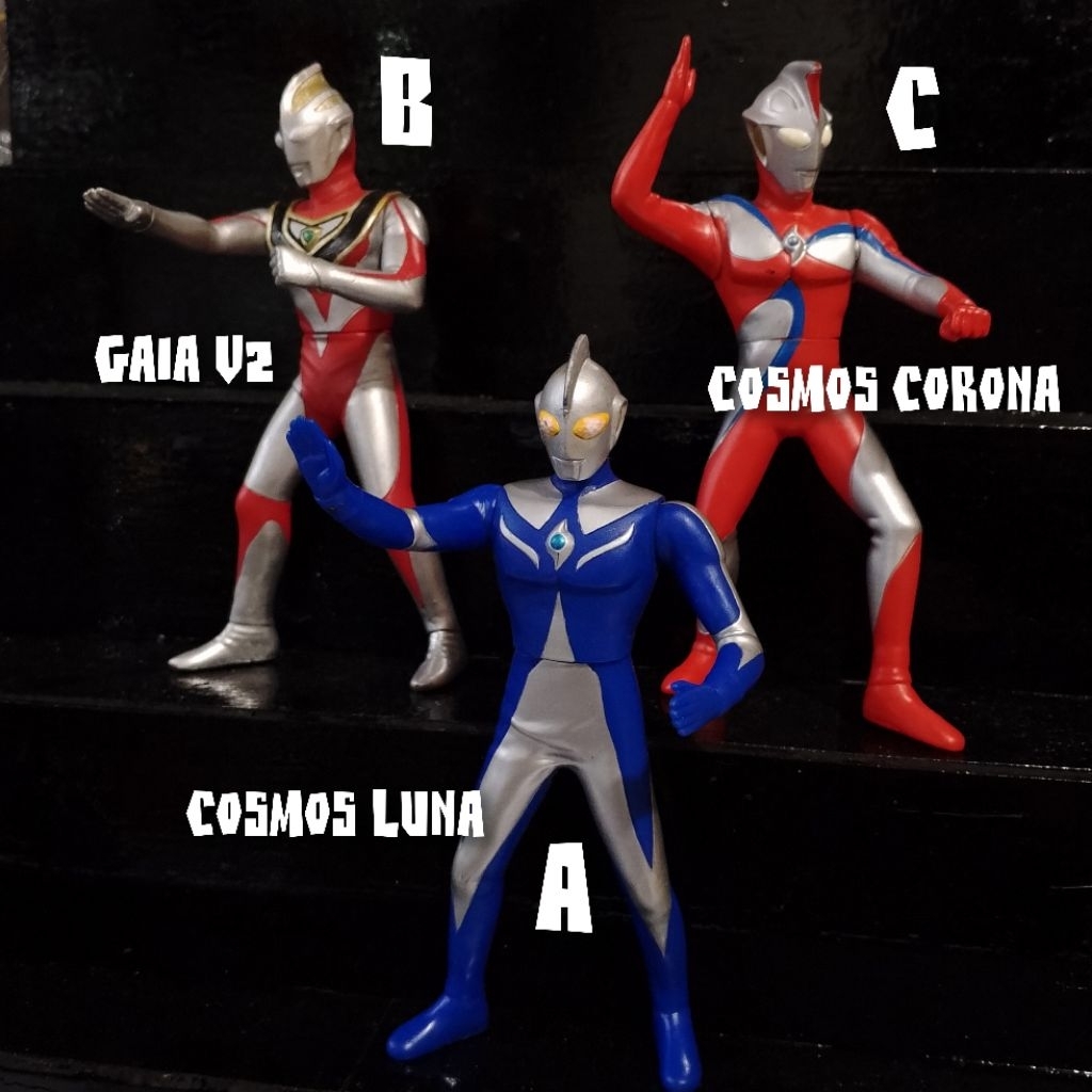 Jual UHS Figure Ultraman Pose Series Harga Satuan Original BANDAI ...