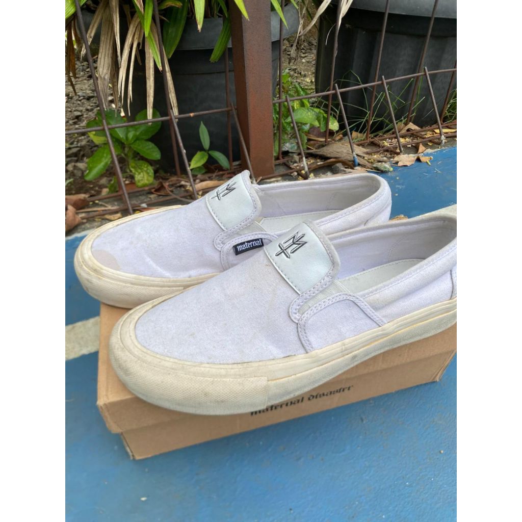 Jual Sepatu Slip On Maternal | Shopee Indonesia