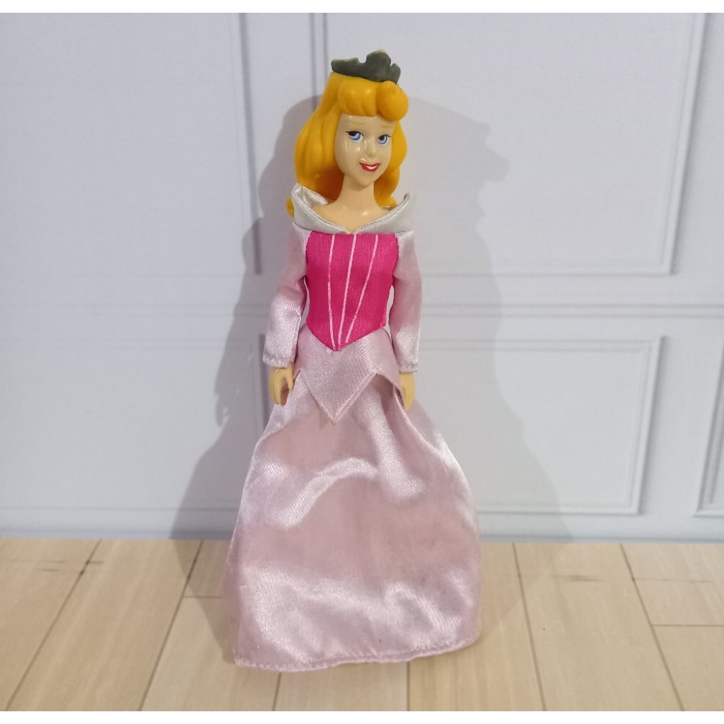 Jual [READY STOCK] Barbie Aurora ORIGINAL DISNEY / Aurora Mini / Barbie ...