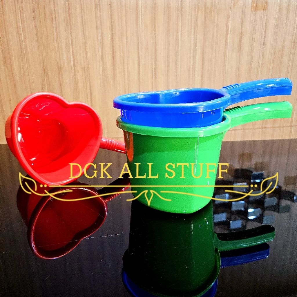 Jual Gayung Ciduk Centong Air Mandi Plastik Bentuk Hati LOVE Diameter ...