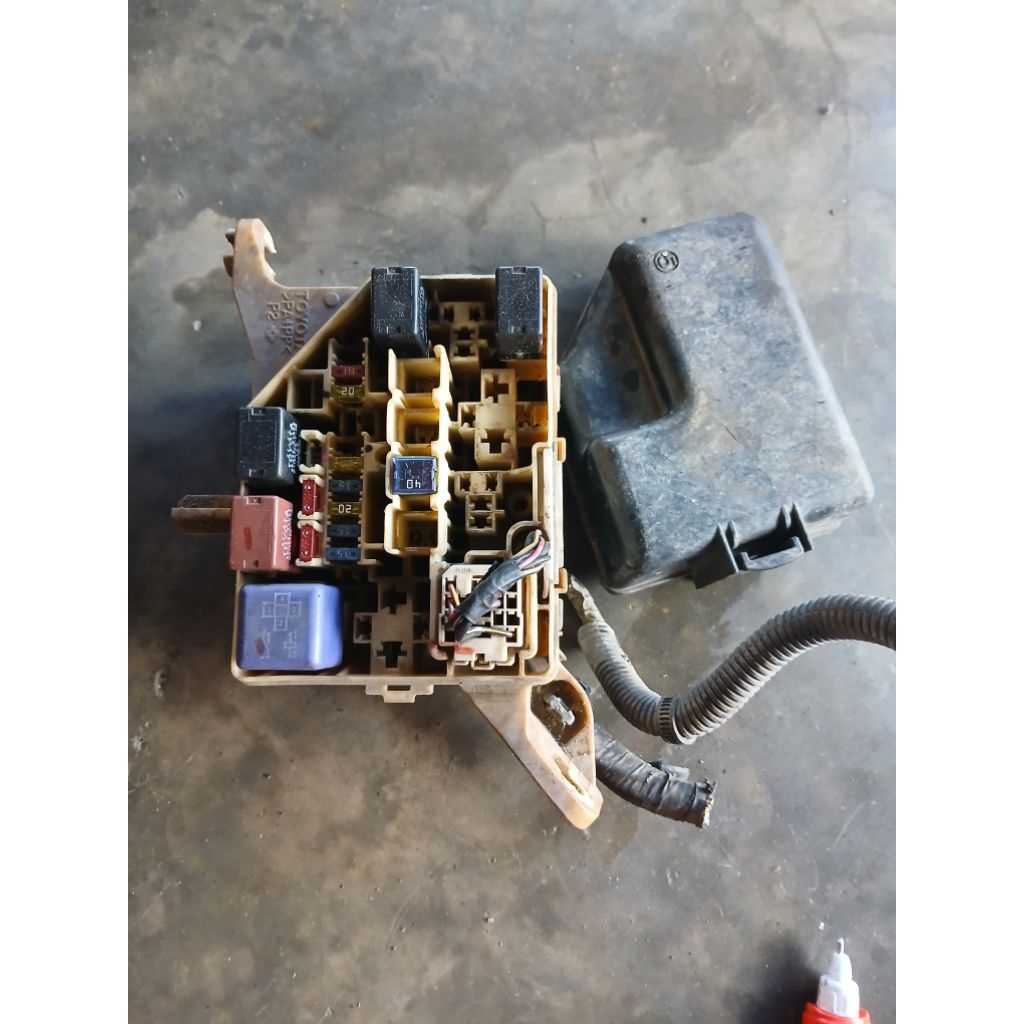 Jual fuse box sekring Toyota Vios Gen 1 | Shopee Indonesia