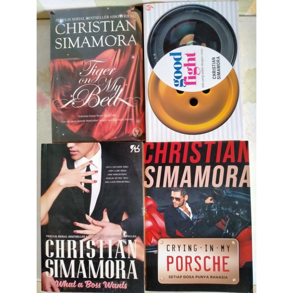 Jual Paket 4 Novel Christian Simamora Crying in My Porsche, What A Boss Wants, Tiger On My Bed ...