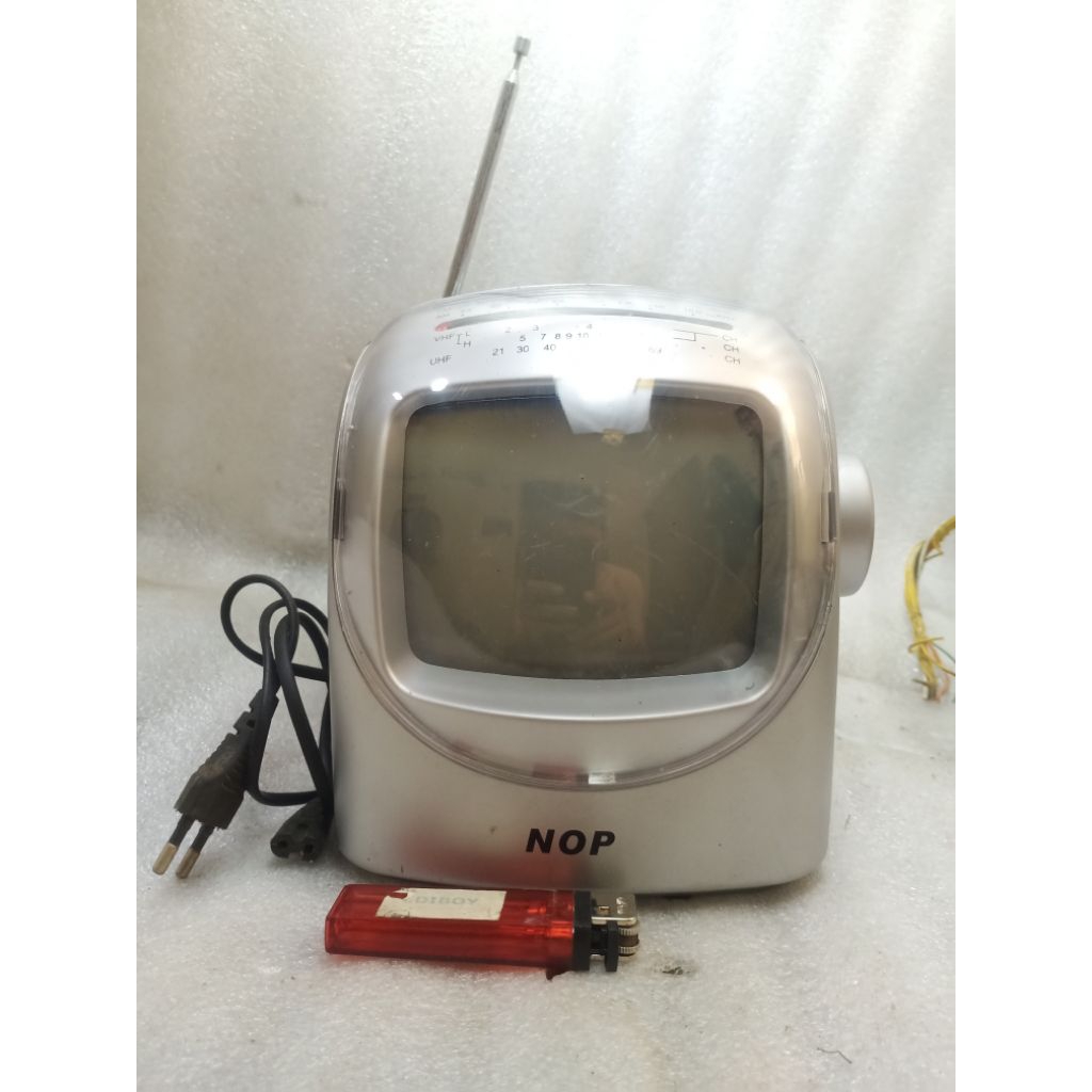 Jual TV MINI VINTAGE HITAM PUTIH 5.5 INCH/TV KECIL JADUL/KOLEKSI/BARANG ...