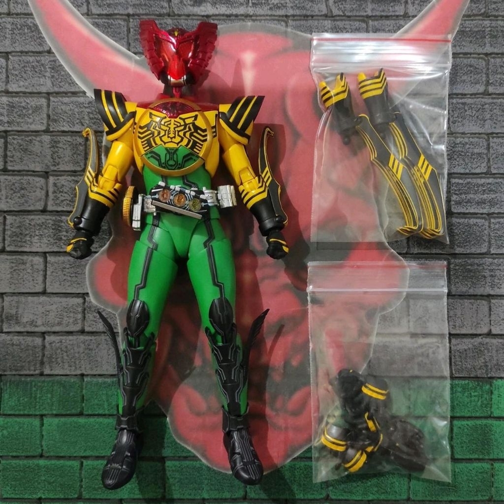 Jual SHF Kamen Rider OOO SUPER TATOBA SS [Loose] | Shopee Indonesia