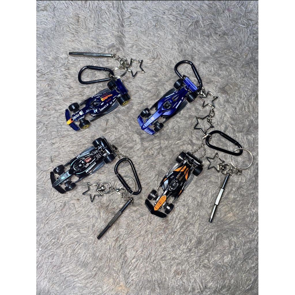 Jual Keychain hotwheels f1 1:64 & Bag Charm Bburago 1:43 Ferrari ...
