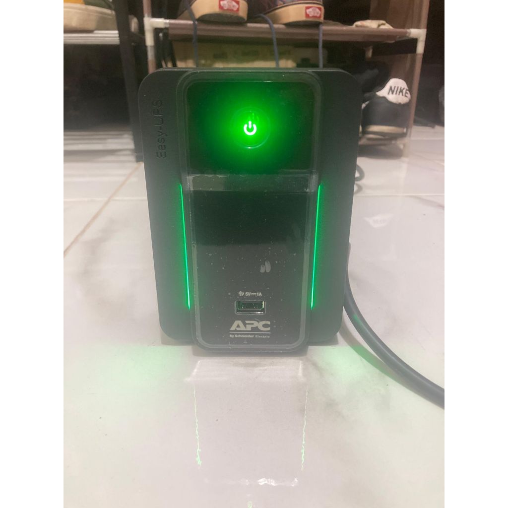 Jual Ups apc ups bvx 700 VA 360W BVX 700 LI-MS | Shopee Indonesia