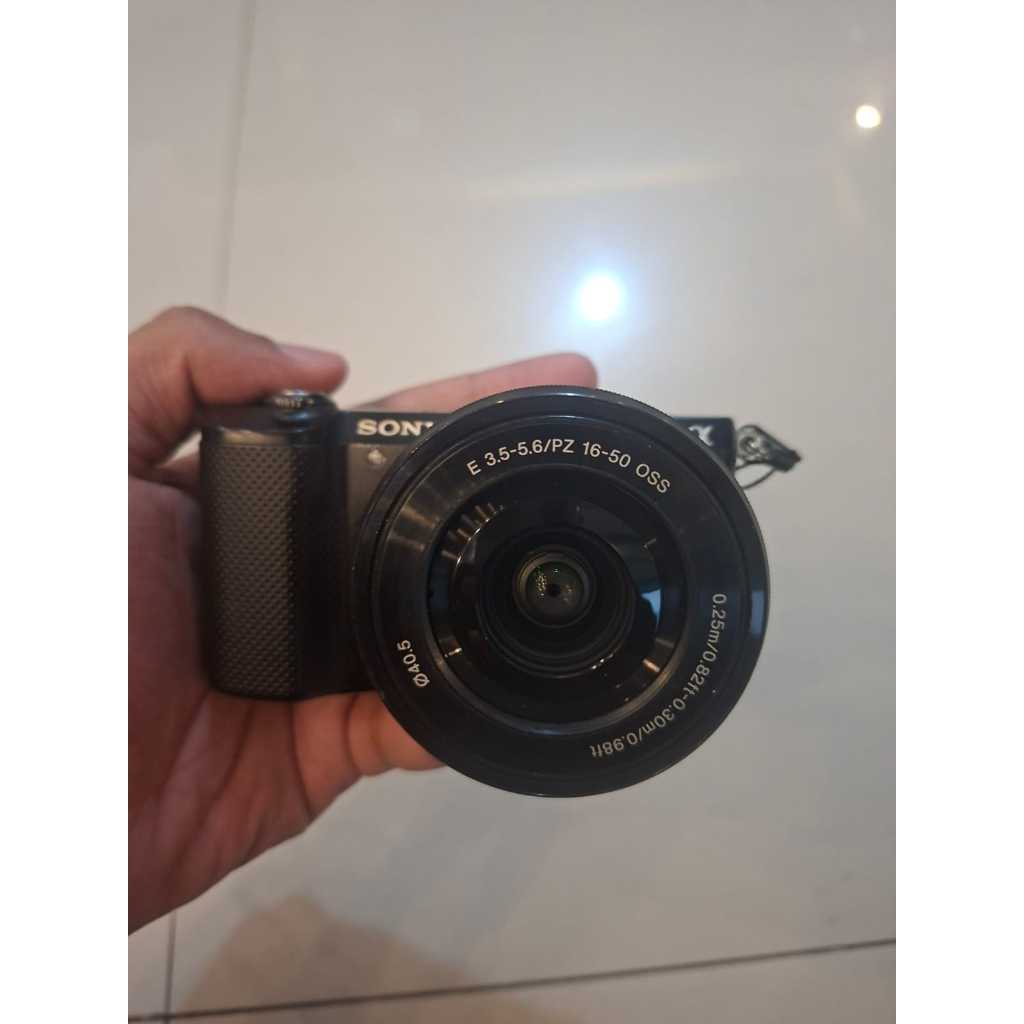 Jual Kamera Mirrorless Sony a5000 + kit 16 50mm (BLACK) Siap Pakai ...