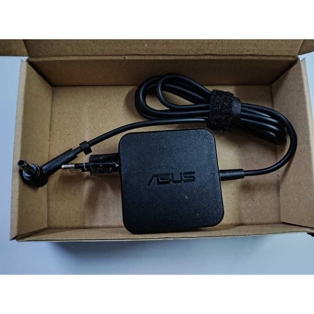 Jual Charger Laptop Asus Pro Vivobook GO 19V 2.37A 4.5 x 3.0 MM E1404FA ...