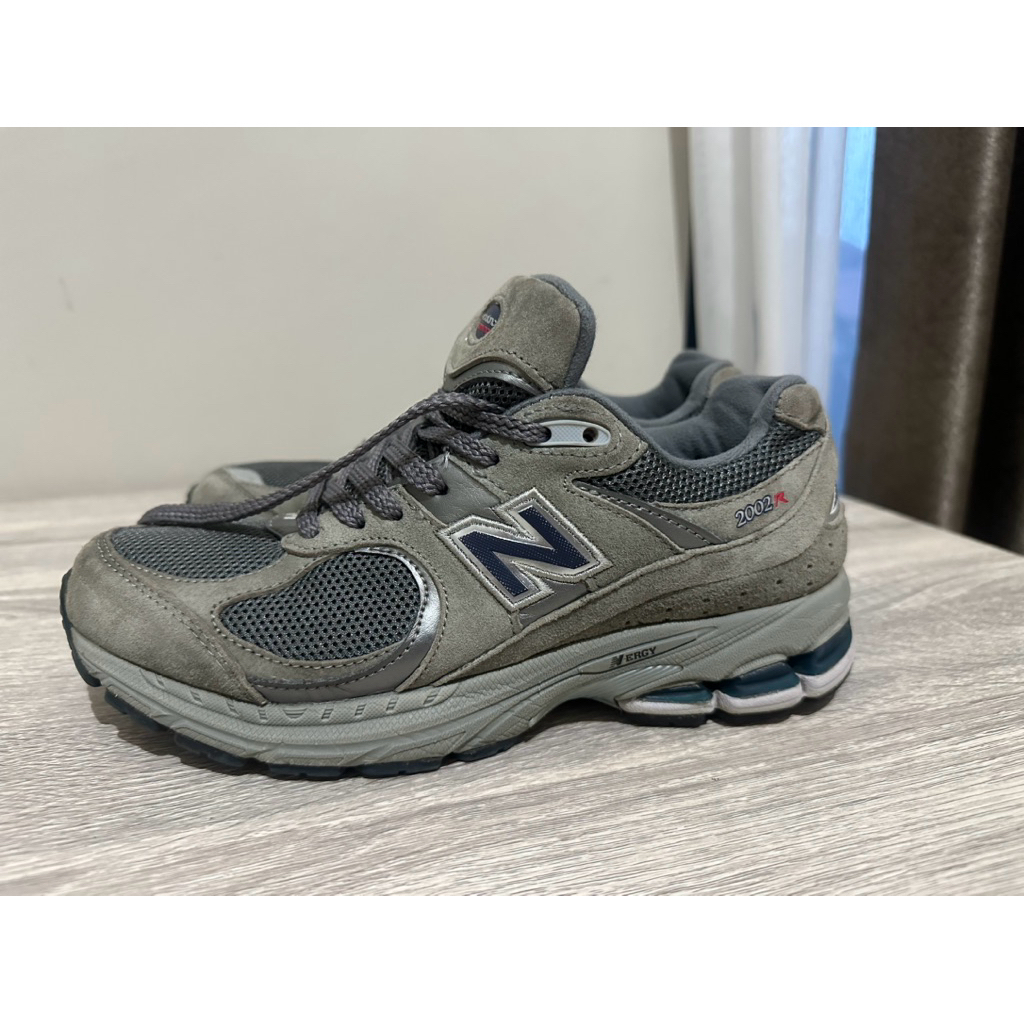 Jual preloved nb 2002r size 38 insole 24.5 | Shopee Indonesia