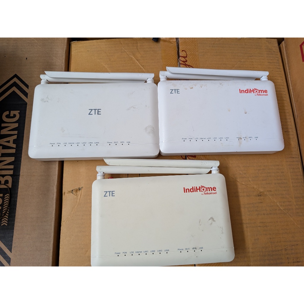 Jual ROUTER ZTE ZXHN F670L, PORT BIRU, NORMAL (UNIT ROUTER + ADAPTOR ...