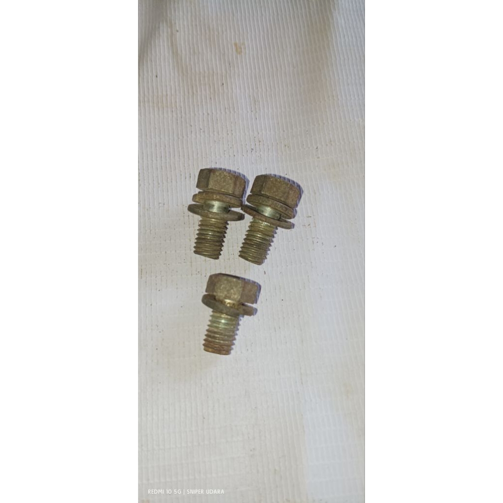 Jual baut dudukan stang stir yamaha v80 superdeluxe,excellent original ...
